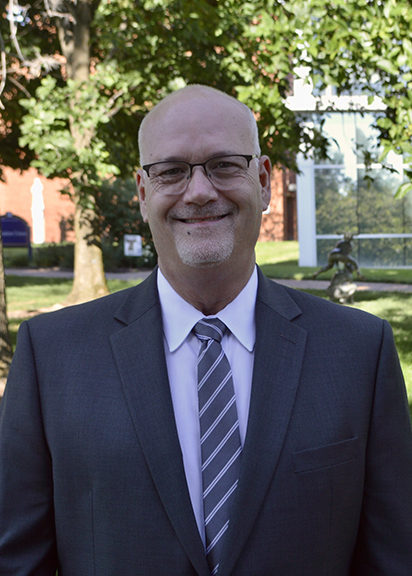 Anthony Breitbach: nuevo miembro del Comité Internacional del CAATE ...